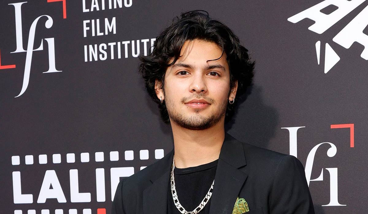 Datos curiosos de Xolo Maridueña - Películas - El Spoiler Geek